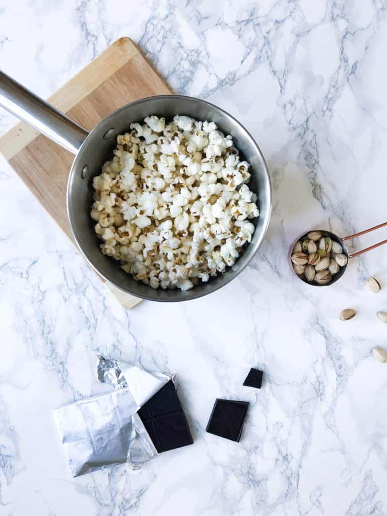 CHEWY PISTACHIO AND DARK CHOCOLATE POPCORN BARS