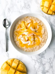 COCONUT AND MANGO RICE PUDDING - VEGAN AND HEALTHY!
