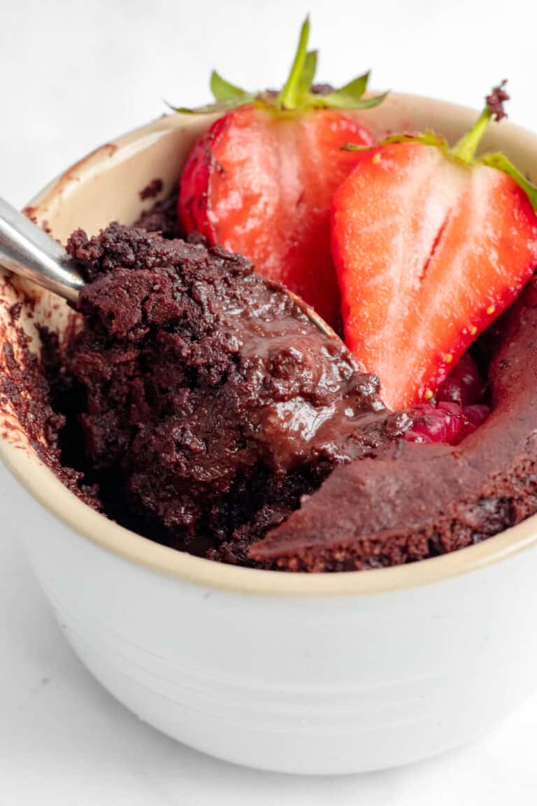 Single-Serve Molten Chocolate Pudding Cake I Georgie Eats