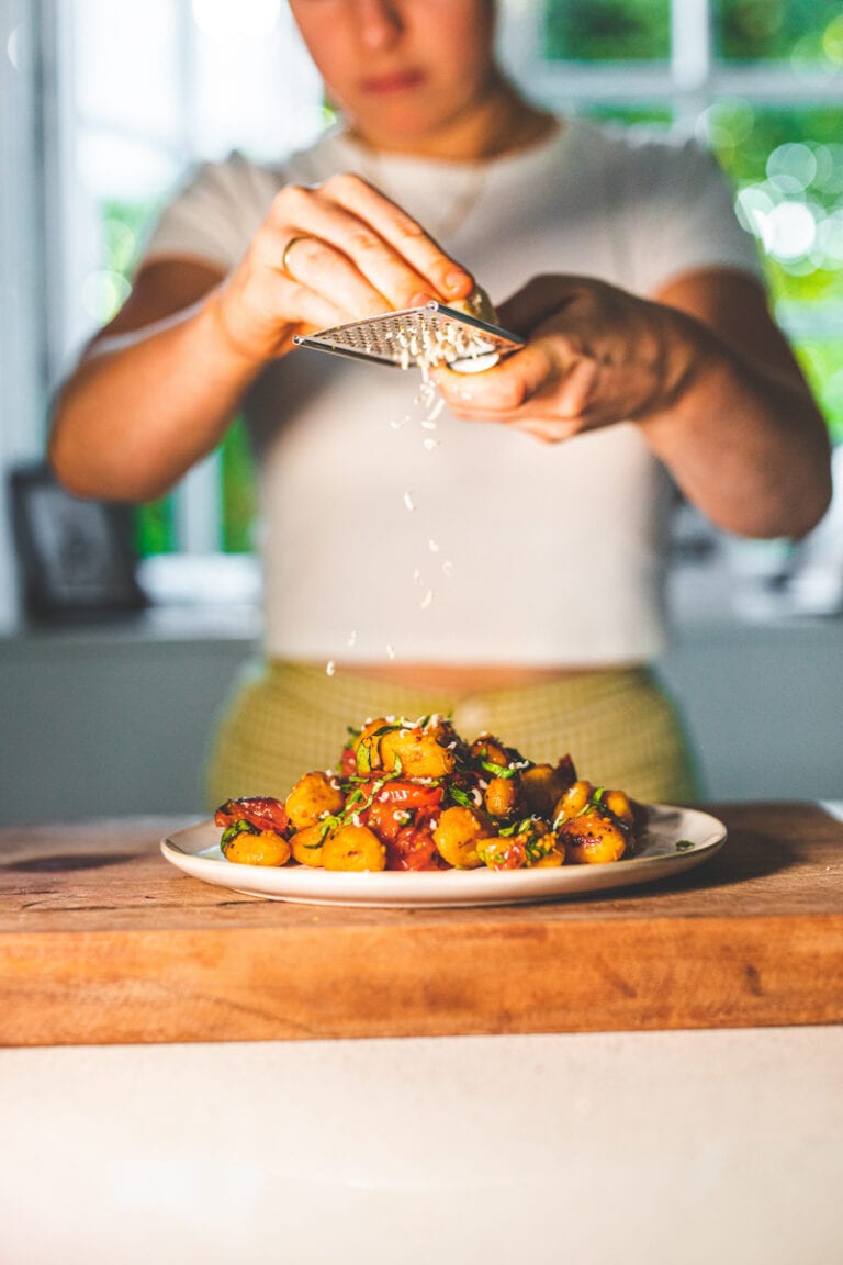 tomato-gnocchi-tray-bake-i-georgie-eats